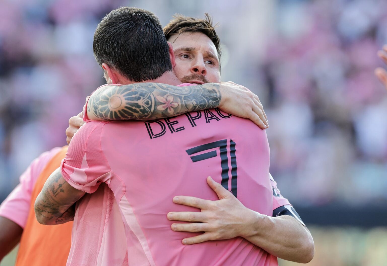 Messi quiere otro argentino en Inter Miami: el reemplazo de Busquets ...